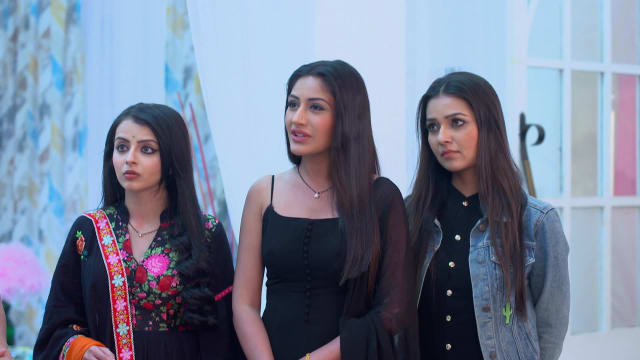 Watch Priyamanasam Full Episode 329 Online in HD on Hotstar US