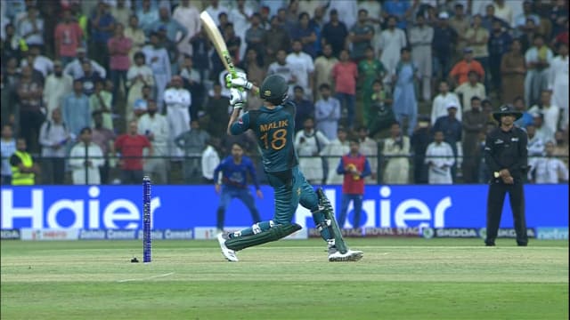 Cricket: Pak vs Afg: Pak Super 6's