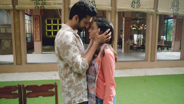 Sufiyana Pyaar Mera - Watch Episode 35 - Zaroon, Saltanat Share a ... Sufiyana Pyaar Mera - Watch Episode 35 - Zaroon, Saltanat Share a ...