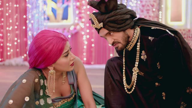 Watch Nazar Full Episode 111 Online in HD on Hotstar UK