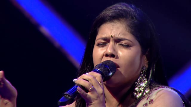 Roshini Sings Mudhal Murai Paartha - Disney+ Hotstar