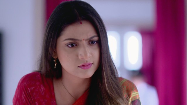 Khelaghor - Watch Episode 104 - Purna Files an F.I.R on Disney+ Hotstar
