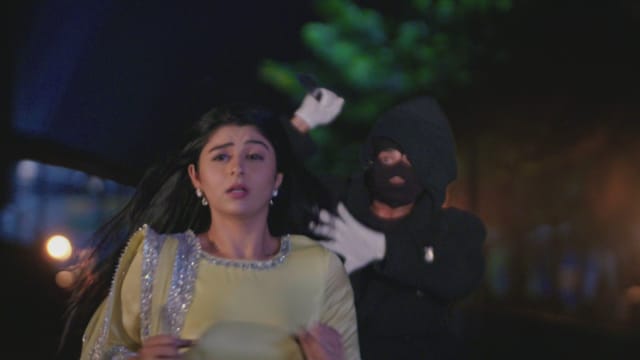 Musakaan - Watch Episode 358 - Muskaan Is Attacked on Disney+ Hotstar