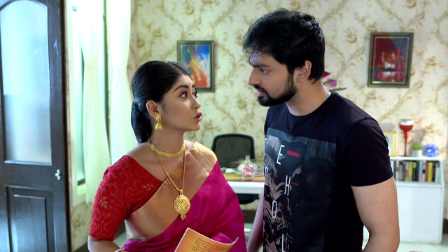 Boron - Watch Episode 74 - Tithi, Rudrik Comical Fight on Disney+ Hotstar