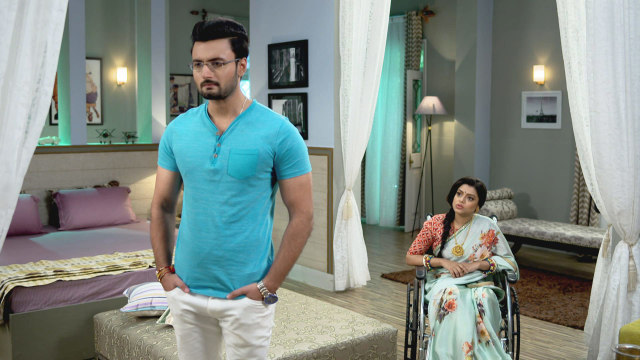 Mon Phagun - Watch Episode 38 - Rusha's Heartfelt Request on Disney+ ...