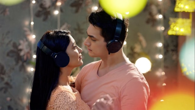 Kartik and Naira's romantic moments will leave you flushed - Disney+ ...