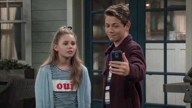 Watch Coop & Cami Ask The World Season 2 Episode 1 on Disney+ Hotstar