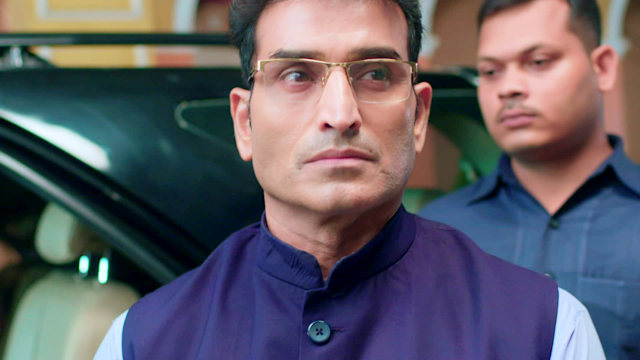 Watch Anupama Full Episode 1071 Online in HD on Hotstar CA