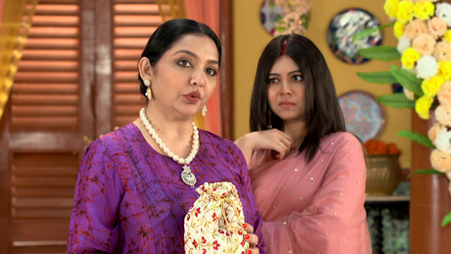 Watch Love Biye Aajkal Full Episode 124 Online in HD on Hotstar UK