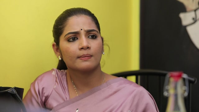 Watch Chellamma Full Episode 502 Online in HD on Disney+ Hotstar