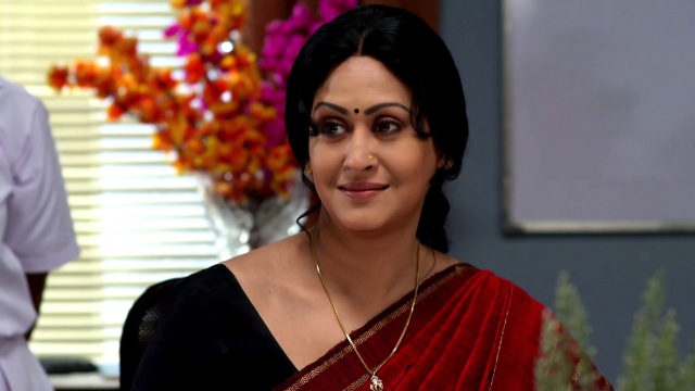 Sreemoyee - Watch Episode 226 - Sreemoyee's First Day at Work on ...