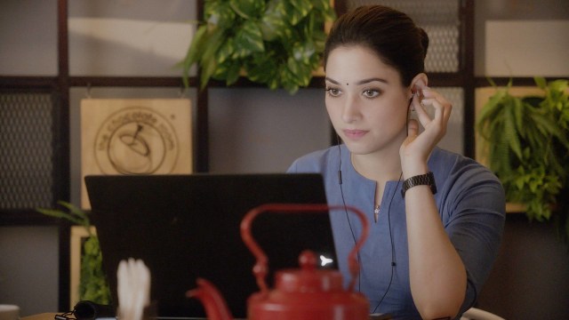 Watch November Story Season 1 Episode 4 on Hotstar Specials.