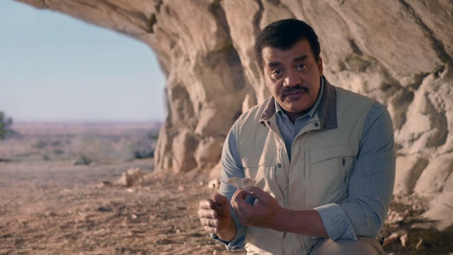 Nonton Cosmos: Possible Worlds Season 2 Episode 11 - Shadows of ...