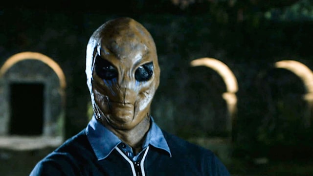 E4 - Alien In Disguise - Hotstar