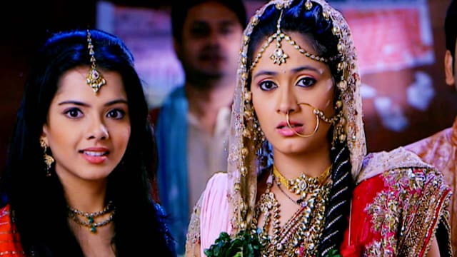 E43 - Panchi's Bidaai Ceremony - Disney+ Hotstar