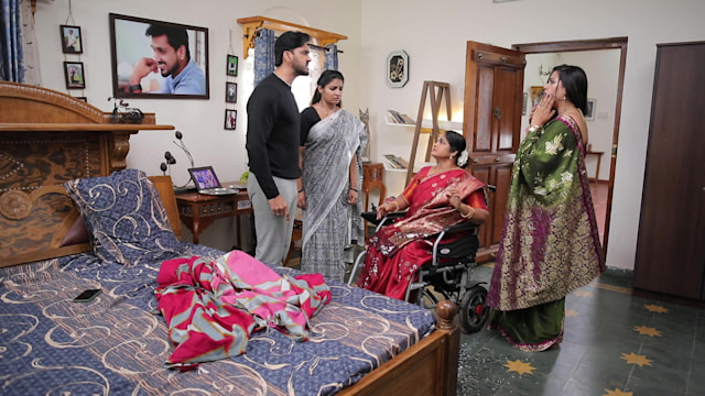 Watch Chellamma Full Episode 500 Online in HD on Hotstar