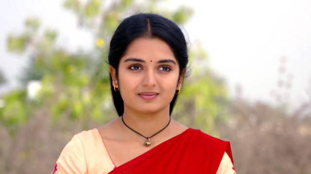 Mounaraagam - Watch Episode 410 - Ammulu Repays the Money on Hotstar