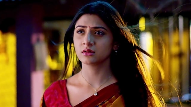 Khelaghara - Watch Episode 39 - Purna Wants Santu to Study on Disney+ ...