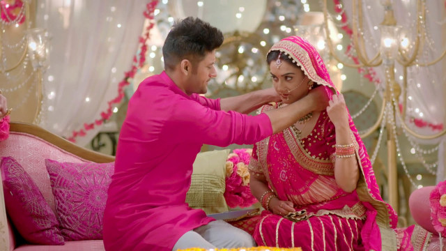 Shaadi Mubarak - Watch Episode 87 - Preeti's Mooh Dikhai Ceremony on ... Shaadi Mubarak - Watch Episode 87 - Preeti's Mooh Dikhai Ceremony on ...