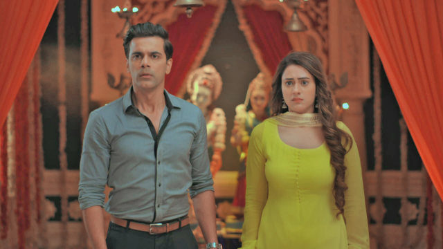Watch Woh To Hai Albelaa Full Episode 14 Online in HD on Hotstar UK Watch Woh To Hai Albelaa Full Episode 14 Online in HD on Hotstar UK