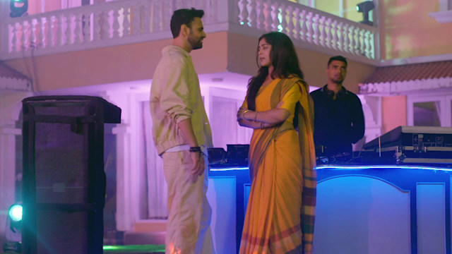 Faltu - Watch Episode 256 - Faltu at Neel's Party on Disney+ Hotstar