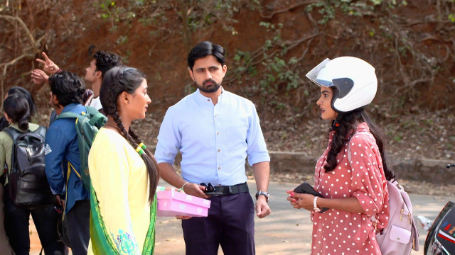 Morambaa - Watch Episode 13 - Rama, Rewa Face a Crisis on Disney+ Hotstar