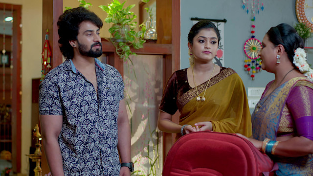 Watch Kumkuma Puvvu Full Episode 2006 Online in HD on Hotstar