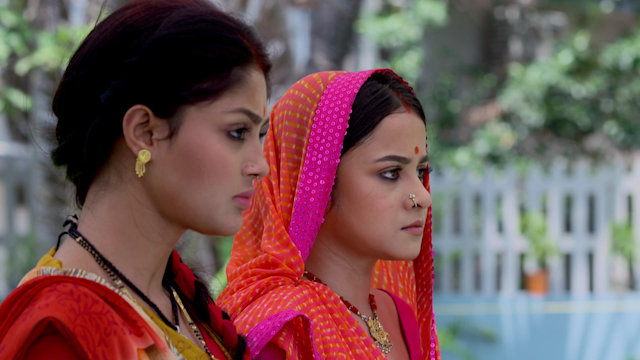 Gaatchora - Watch Episode 516 - Ganga's Bold Move on Disney+ Hotstar
