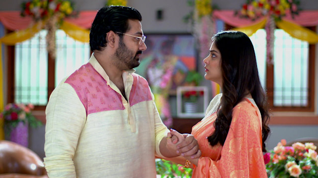 Ekka Dokka - Watch Episode 348 - Radhika Meets Dr. Guha on Disney+ Hotstar