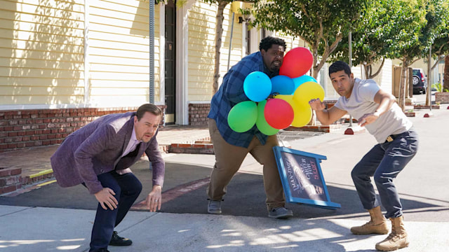 Nonton NCIS Season 20 Episode 2 - Daddy Issues di Disney+ Hotstar