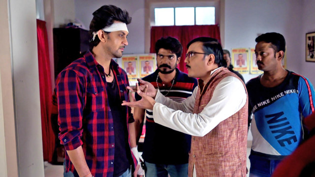 Khelaghor - Watch Episode 166 - Gagan's Evil Plan on Disney+ Hotstar