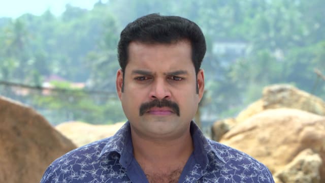 Watch Karuthamuthu Full Episode 339 Online in HD on Hotstar UK