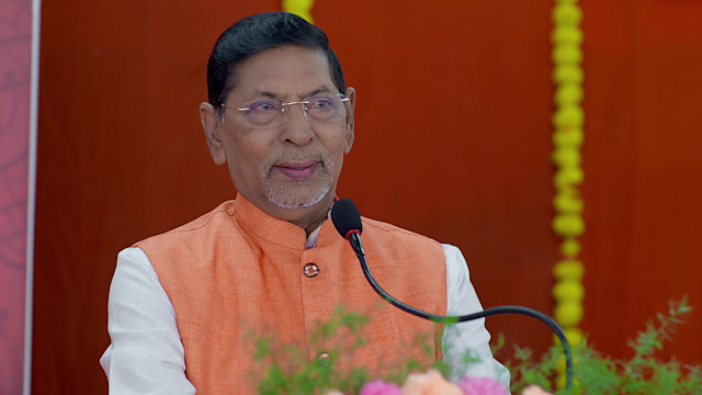 Watch Guppedantha Manasu Full Episode 984 Online in HD on Hotstar