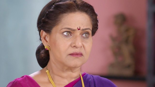 Tuzya Ishqacha Naadkhula - Watch Episode 111 - Manorama's Plot Against ...