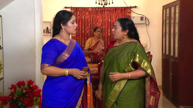 Watch Neelakuyil Full Episode 92 Online in HD on Hotstar UK