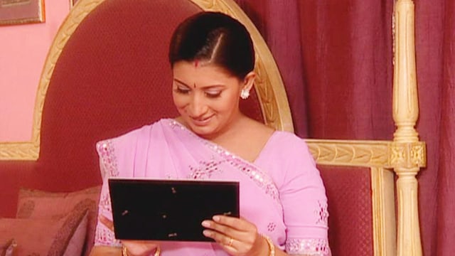 E117 - Tulsi Regains Her Memory - Hotstar