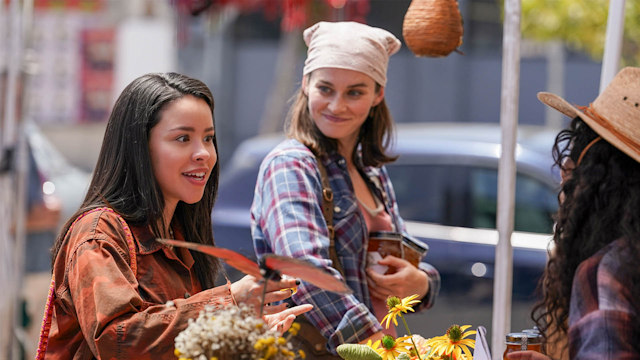 Nonton Good Trouble Season 4 Episode 17 - Wake Up from Your Reverie di ...