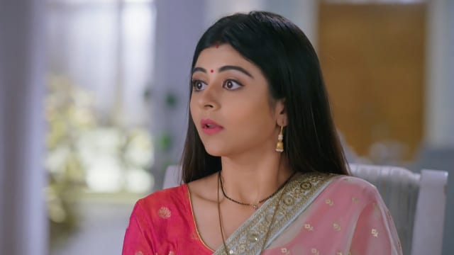 Musakaan - Watch Episode 142 - Muskaan Gets Help in Time on Disney+ Hotstar