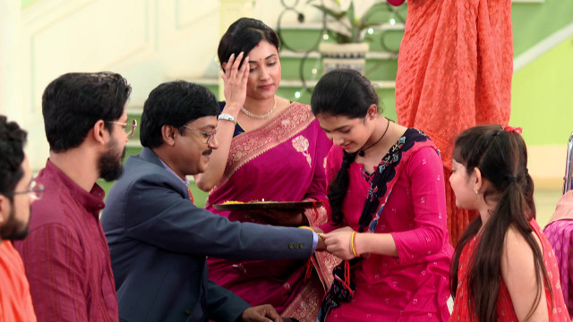 Watch Falna Full Episode 176 Online in HD on Hotstar UK