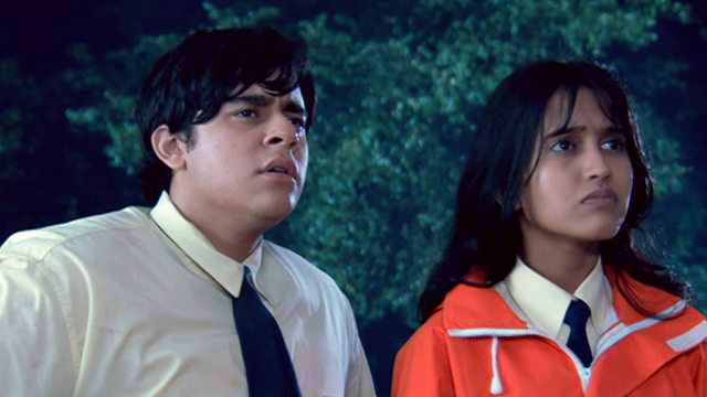 Tere Liye - Watch Episode 33 - Taani, Anurag Land in Trouble on Disney+ ...