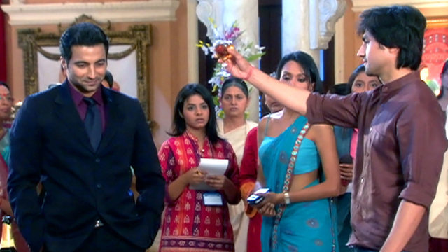 Watch Tere Liye Full Episode 151 Online in HD on Hotstar US