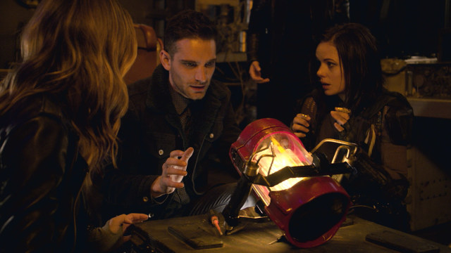 Nonton Marvel's Agents of S.H.I.E.L.D. Season 6 Episode 9 - Collision ...