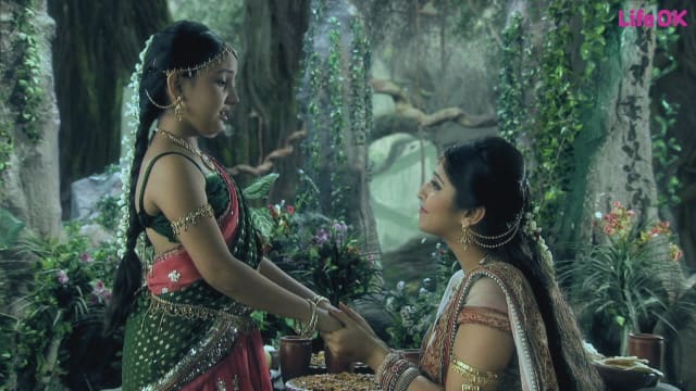 Parvati and Ashok Sundari spend time together at Kailash. - Hotstar