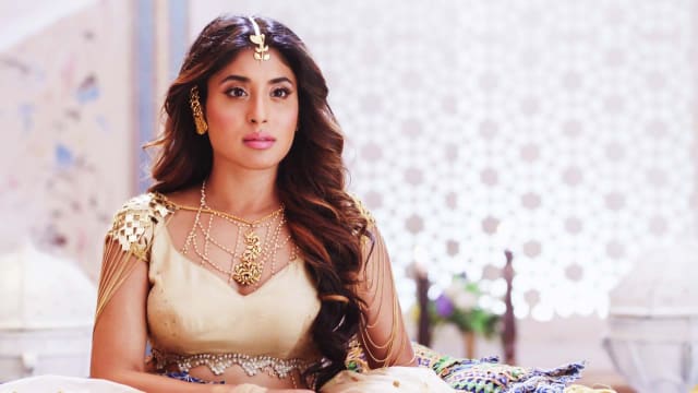 Watch Chandrakantha Full Episode 2 Online in HD on Hotstar UK