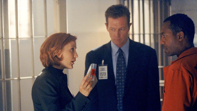 Nonton The X-Files Season 8 Episode 6 - Redrum di Disney+ Hotstar