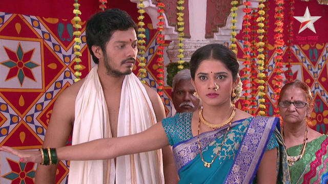 Watch Devyani Full Episode 33 Online in HD on Hotstar US