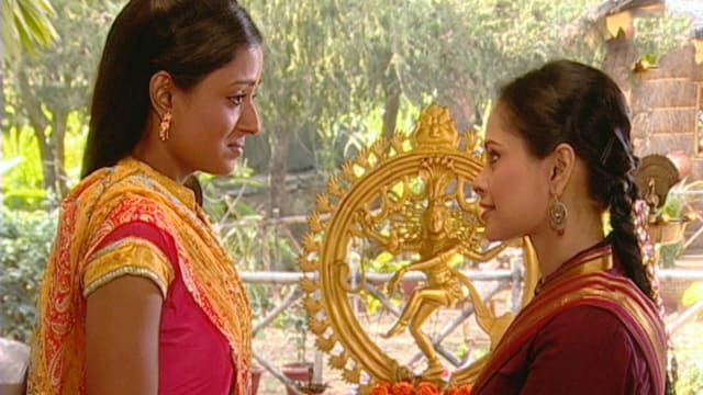 Watch Sapna Babul Ka... Bidaai Full Episode 6 Online in HD on Hotstar US