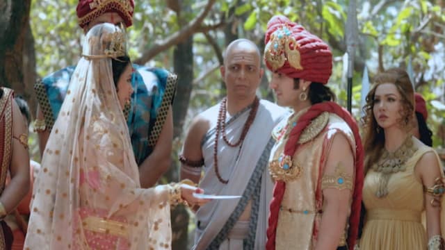 Watch Chandra Nandini Full Episode 112 Online in HD on Hotstar UK