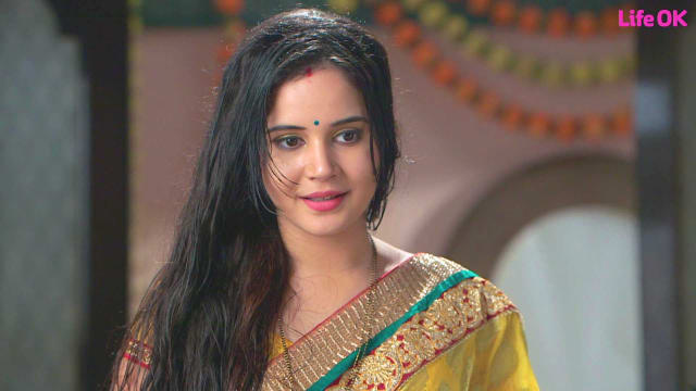 Watch Piya Rangrezz Full Episode 43 Online in HD on Hotstar UK