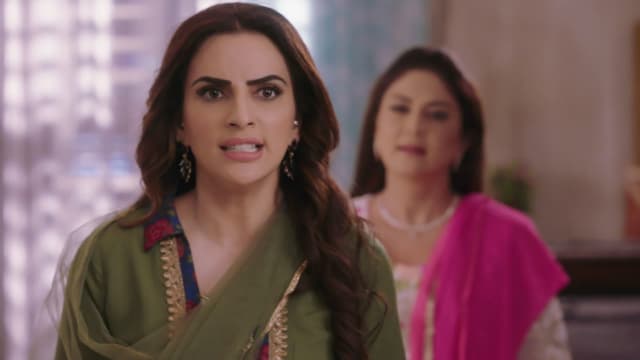 Mariam Khan Reporting Live Watch Episode 50 Aayat Is In Trouble